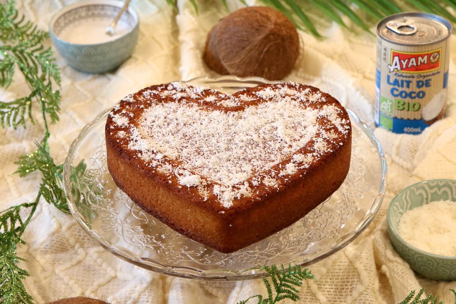 Recette Facile du Gâteau Moelleux à la Noix de Coco ! - Coups de Coeur ...